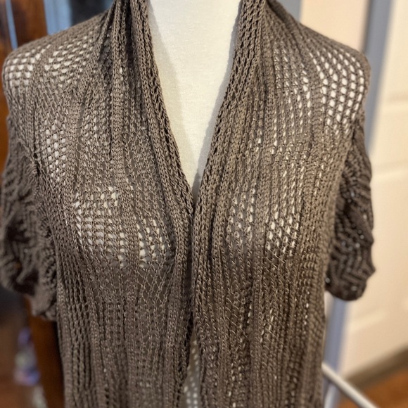 Jenny | Other | Chic Short Sleeve Openknit Crocheted Cardigan In ...